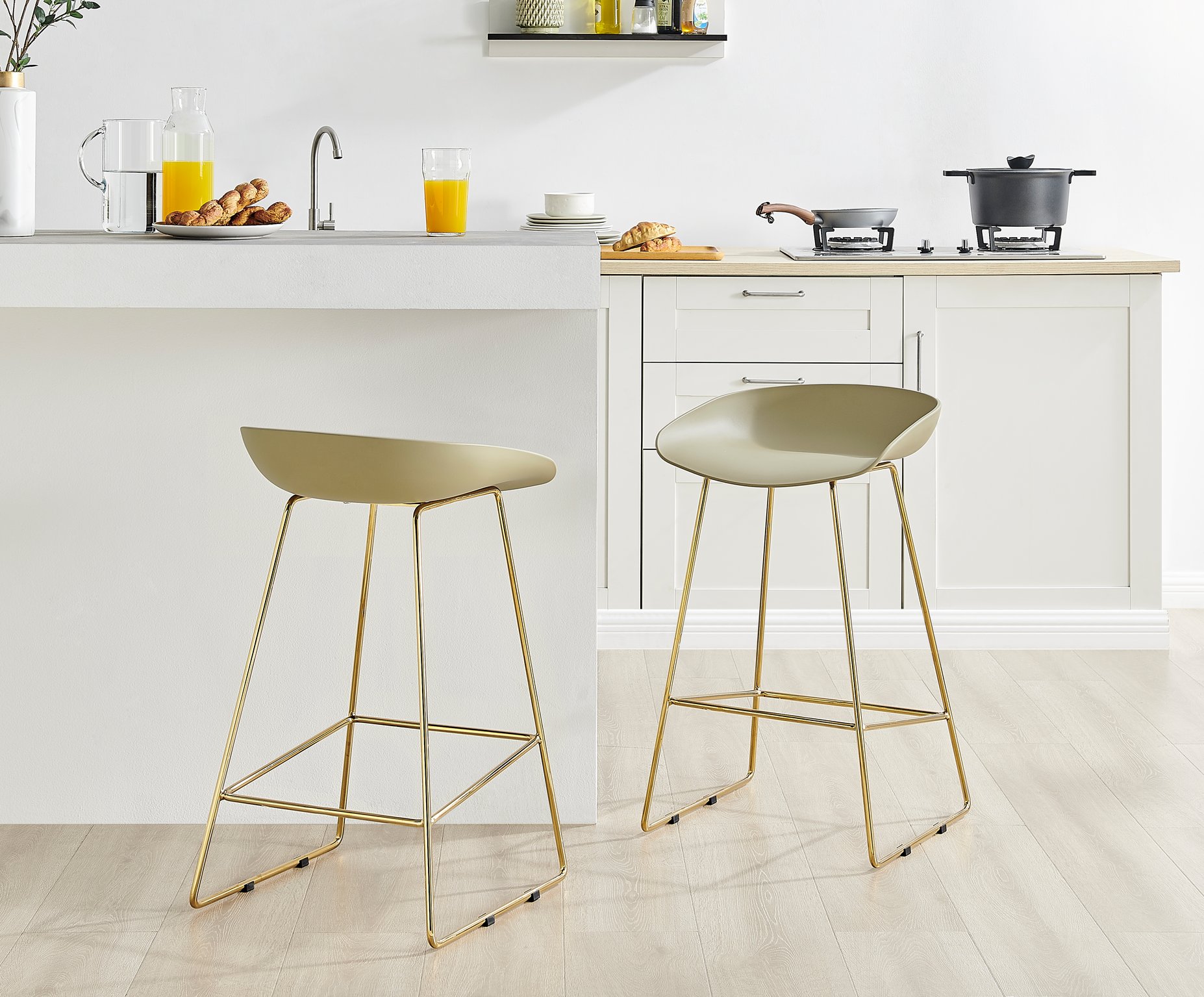 Bar stools gold legs store